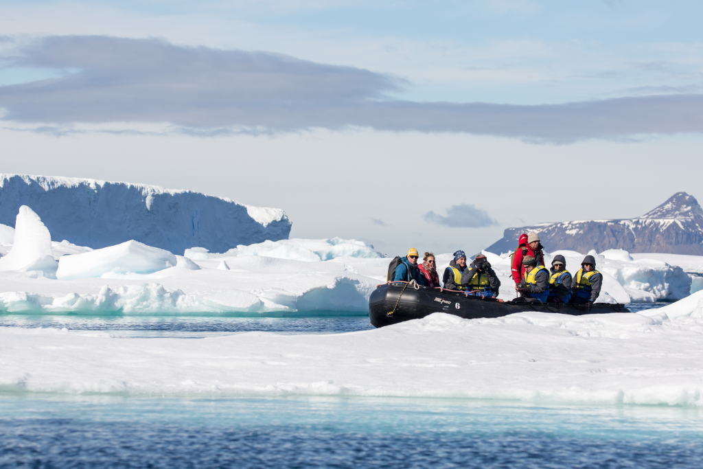 Antarctica Tours - Book Polar Cruises Online | Bunnik Tours