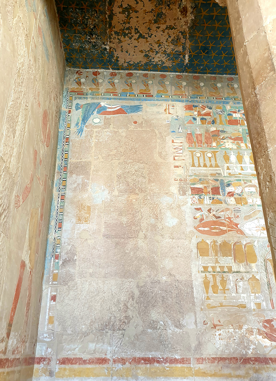 Queen, King, Divine God: The tale of Hatshepsut Temple | Bunnik Tours