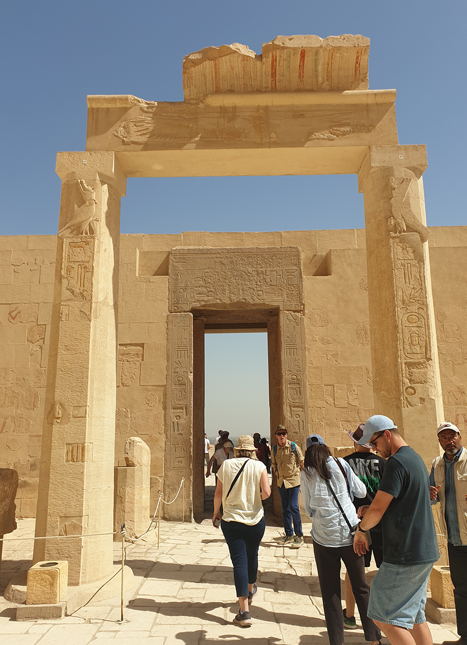 Queen, King, Divine God: The tale of Hatshepsut Temple | Bunnik Tours