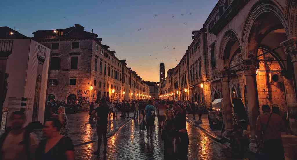 Dubrovnik Delights | A Day in the Old Town | Bunnik Tours