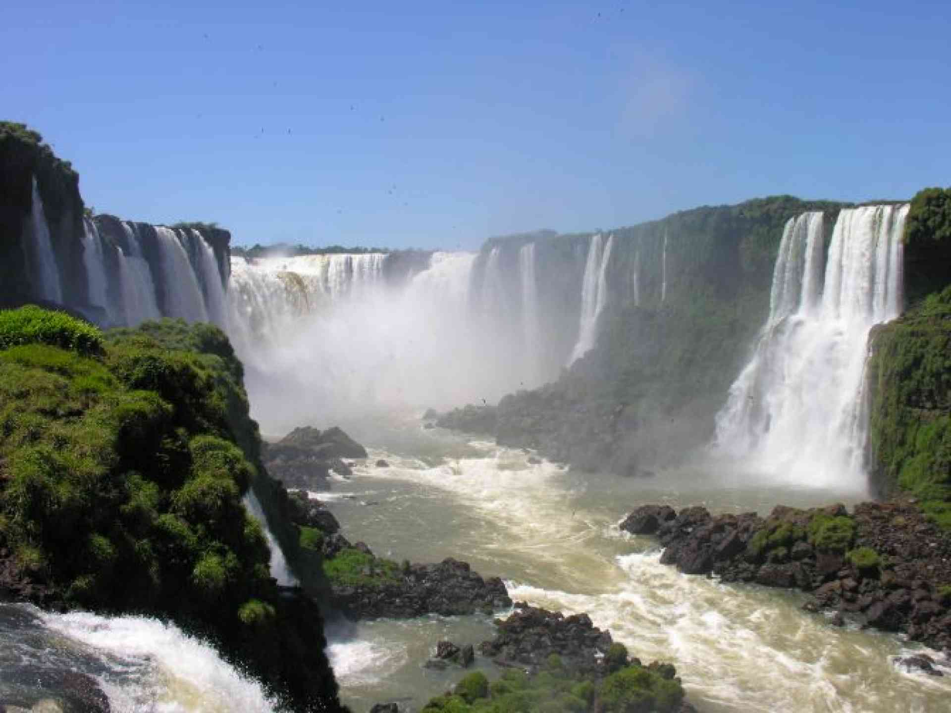 The world's most stunning waterfalls | Bunnik Tours
